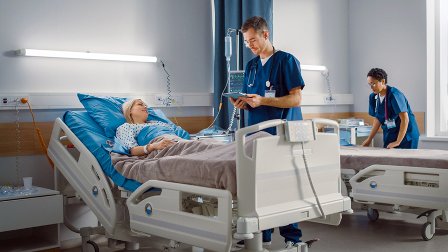 Articles | What Does the First 24 Hours After Surgery Really Feel Like?