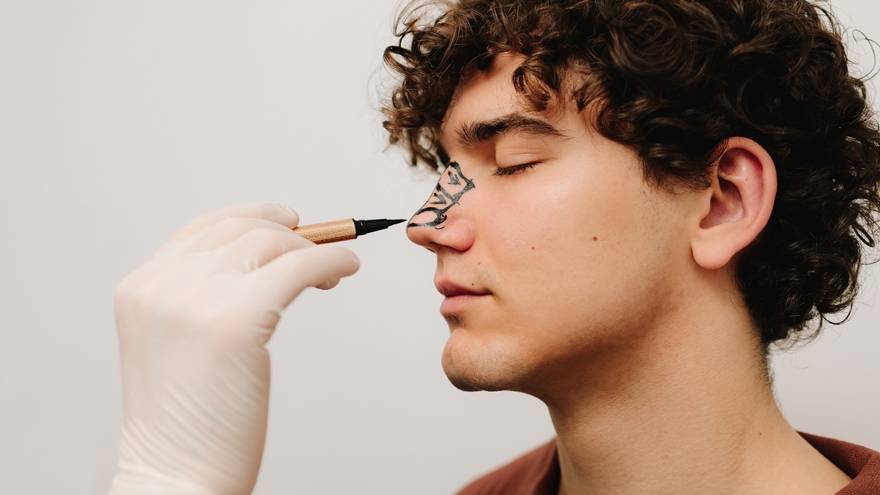 Articles | Expert Guide: Nasal Bridge Surgery & Real Patient Stories