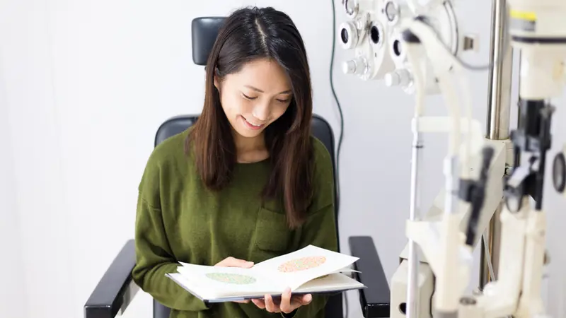Understanding Color Blindness: Symptoms, Causes, and Solutions