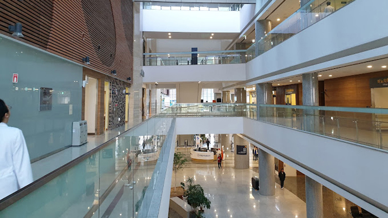 慶尚大学校昌原病院 | Seongsan-gu, Changwon-si, Gyeongsangnam-do