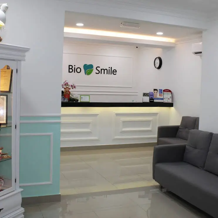 คลินิกทันตกรรม BioSmile
